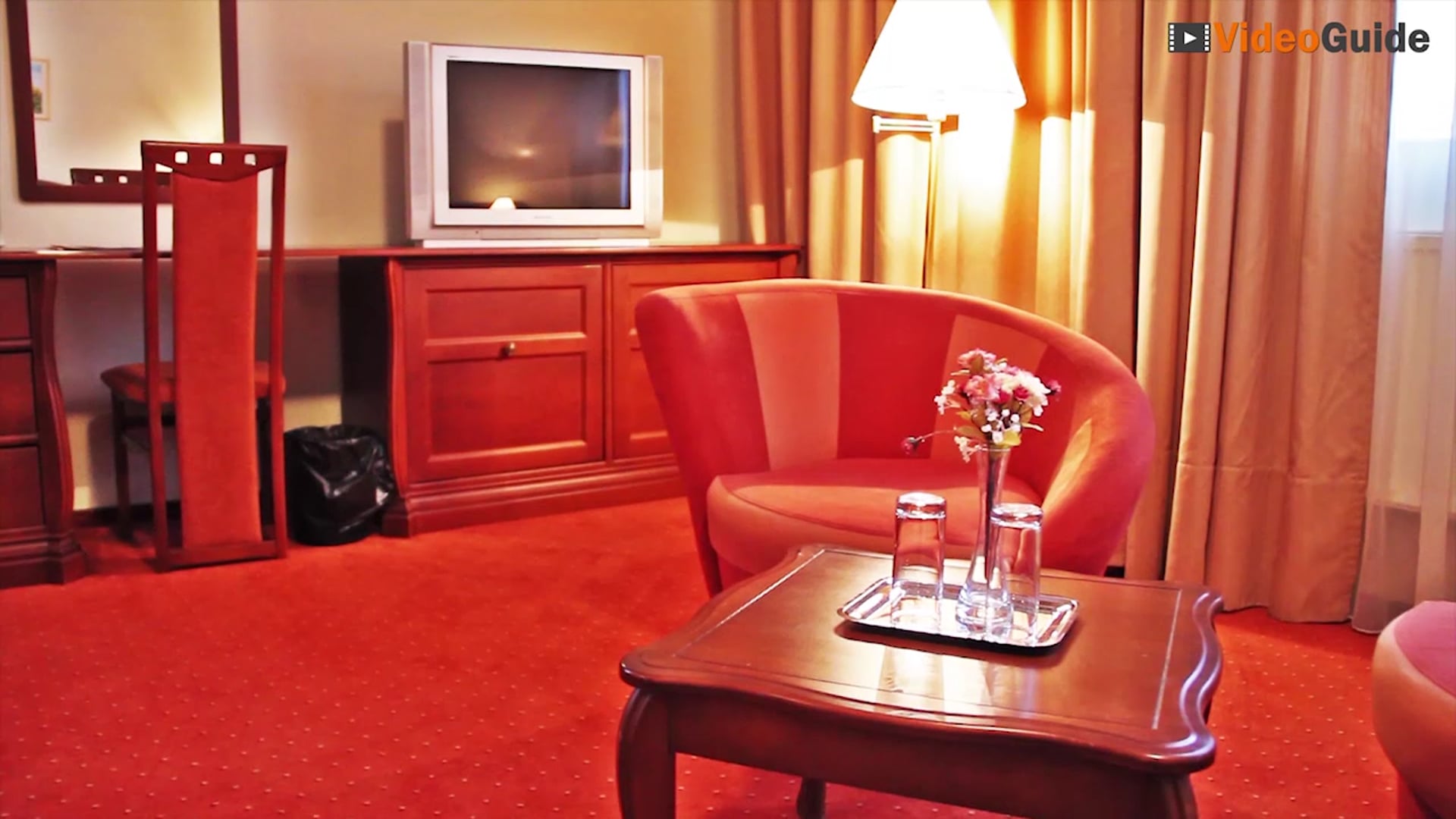 Despre Hotel ALINALEX Brasov - VideoGuide