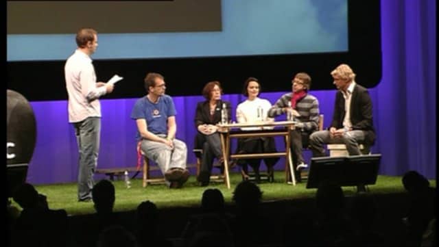 Panel Discussion at PICNIC08: Celebrating Collaborative Creativity on Vimeo