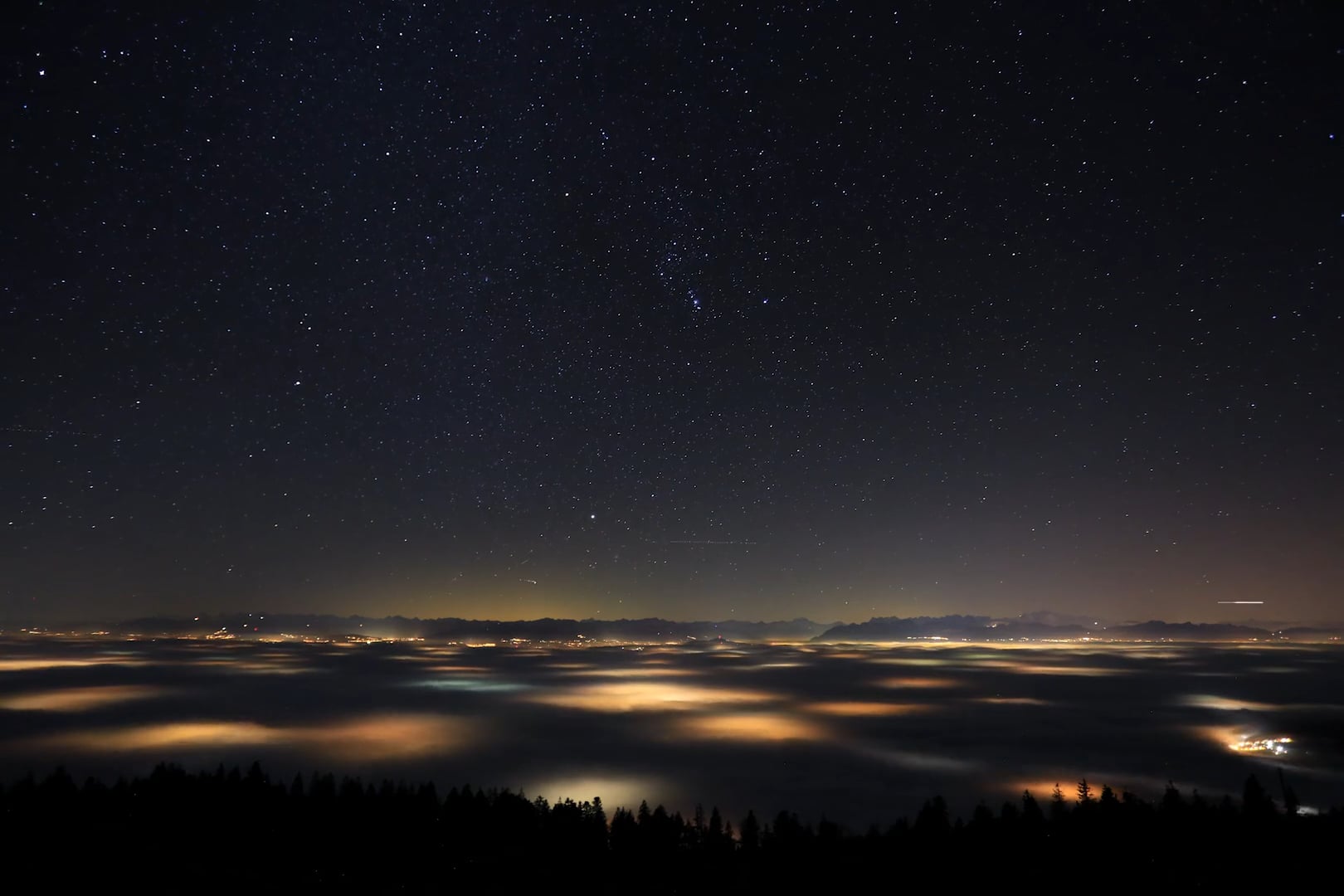 Timelapse - Starry night at Le Suchet on Vimeo