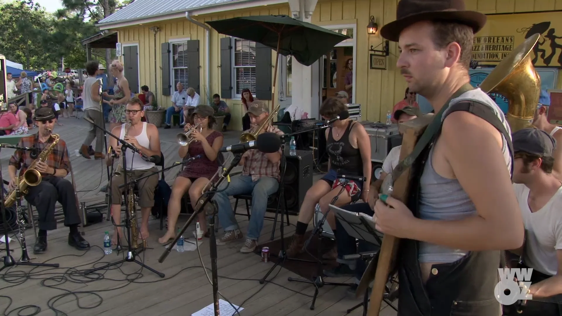 TUBA SKINNY FT. ERIKA LEWIS on Vimeo