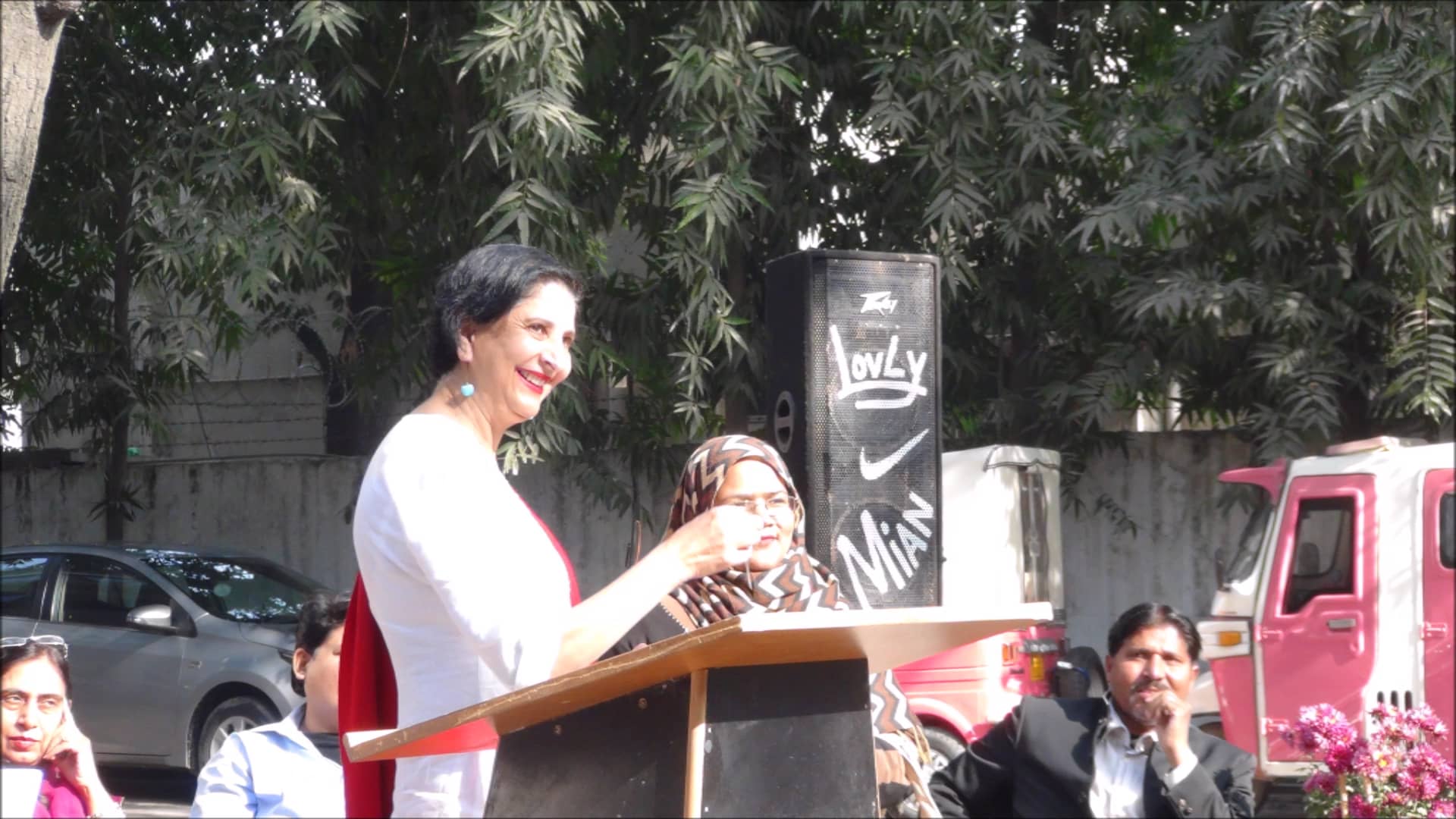 Pink Rickshaw Diaries - Rehana Kausar Pink Rickshaw story on Vimeo