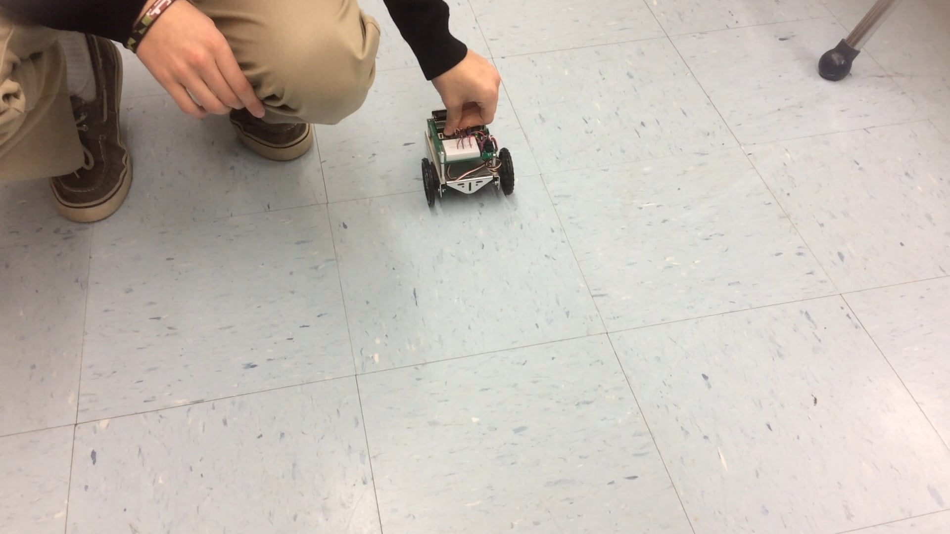 Dancing BoeBots on Vimeo
