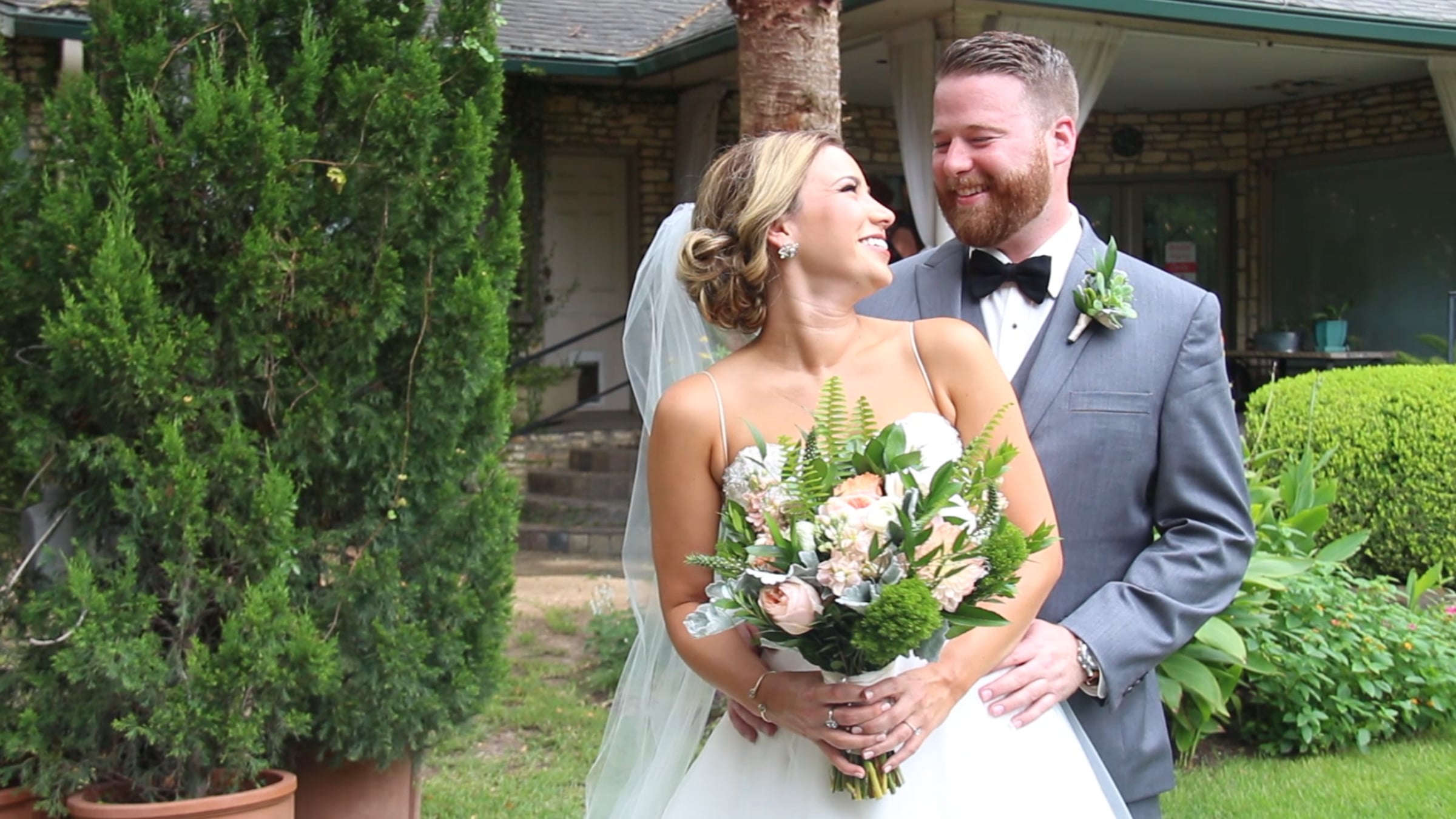 Nicole & Garrett Tie the Knot: Pre-Ceremony & Ceremony Highlight ...