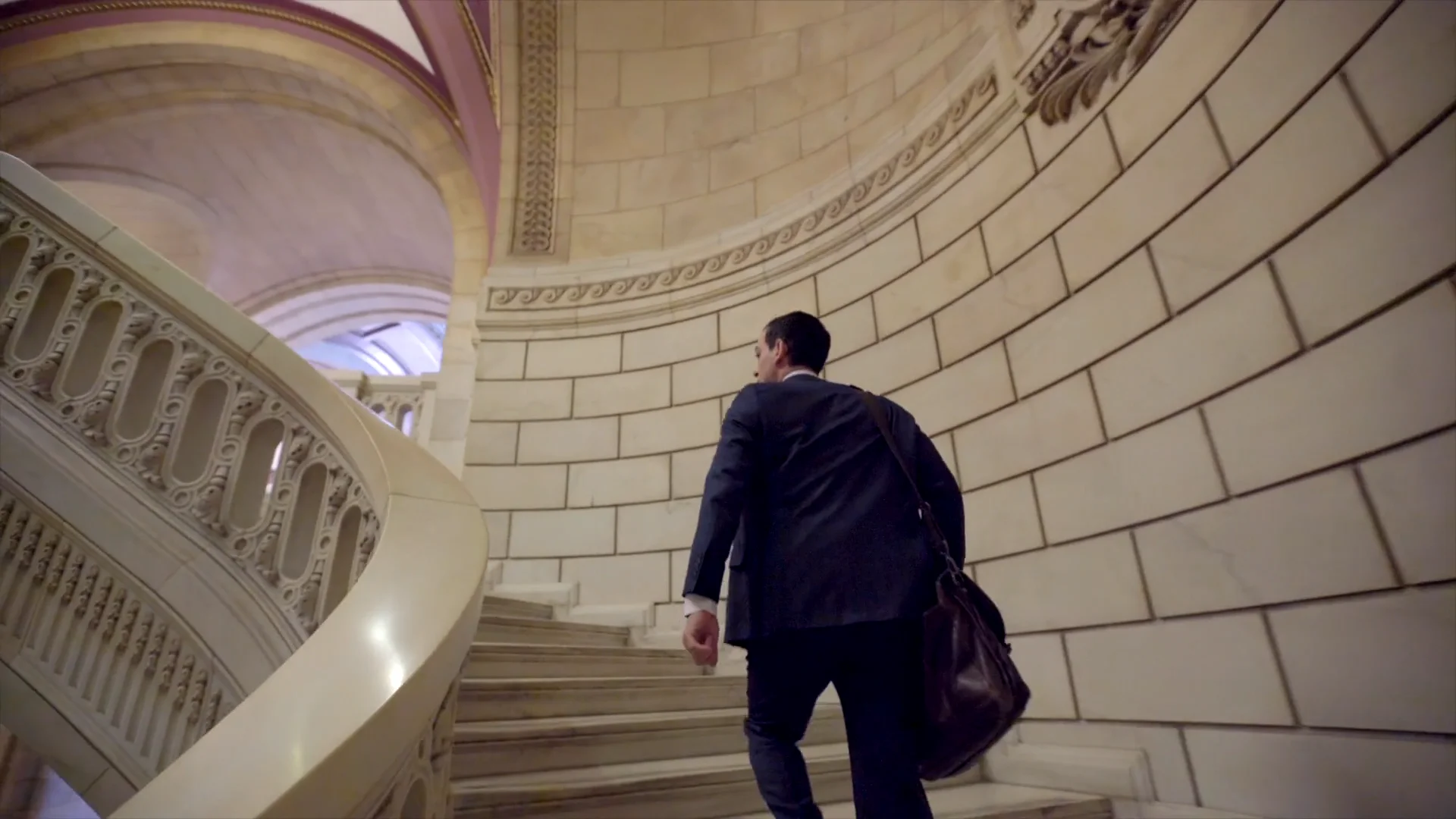 Aaron Minc - Lawyer Marketing Video by Clum Creative on Vimeo