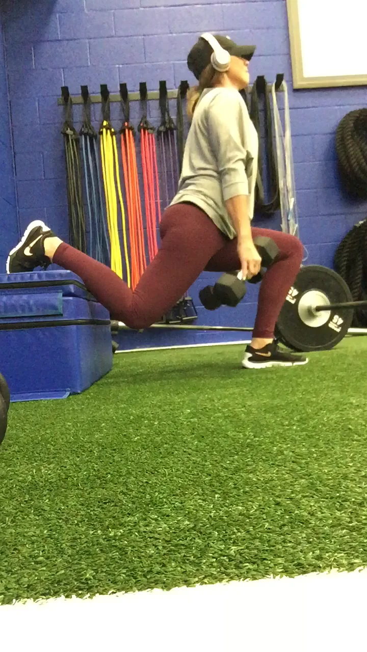 Split squat on Vimeo