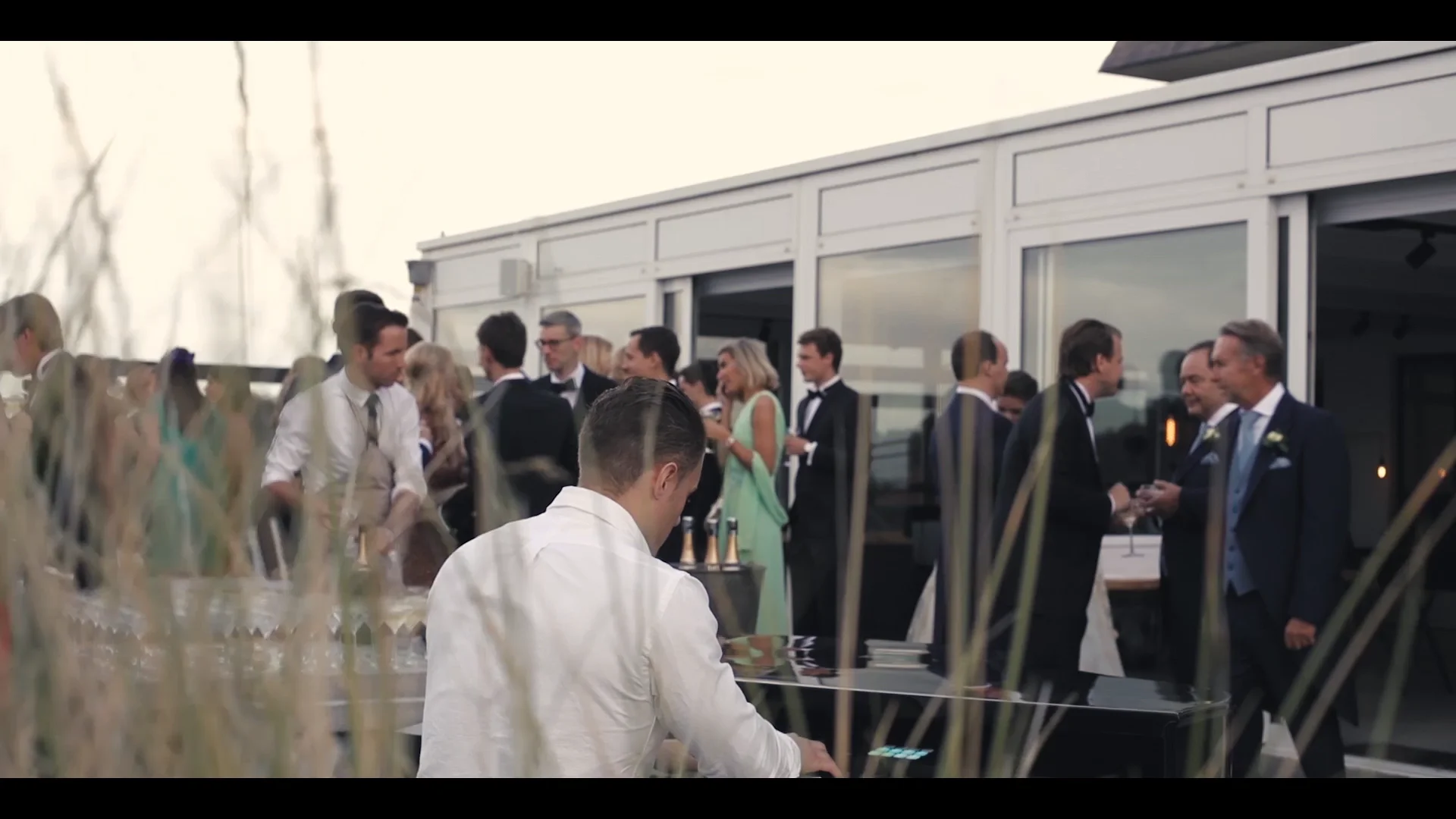 Tim Grand piano/DJ on Vimeo