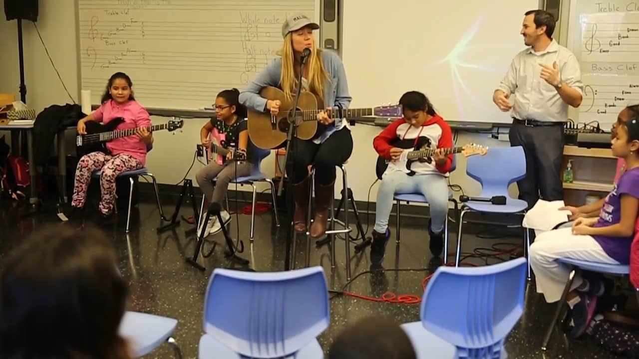 Colbie Caillat visited students at PS 182 in Jamaica, New York. on Vimeo