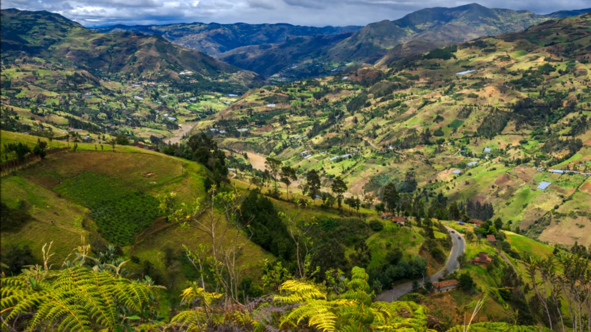 Ecuador Countryside on Vimeo