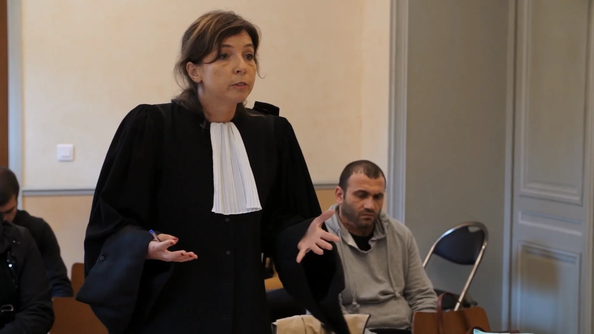 Avocats des étrangers / Public Sénat / 55min / © Nord-Ouest ...