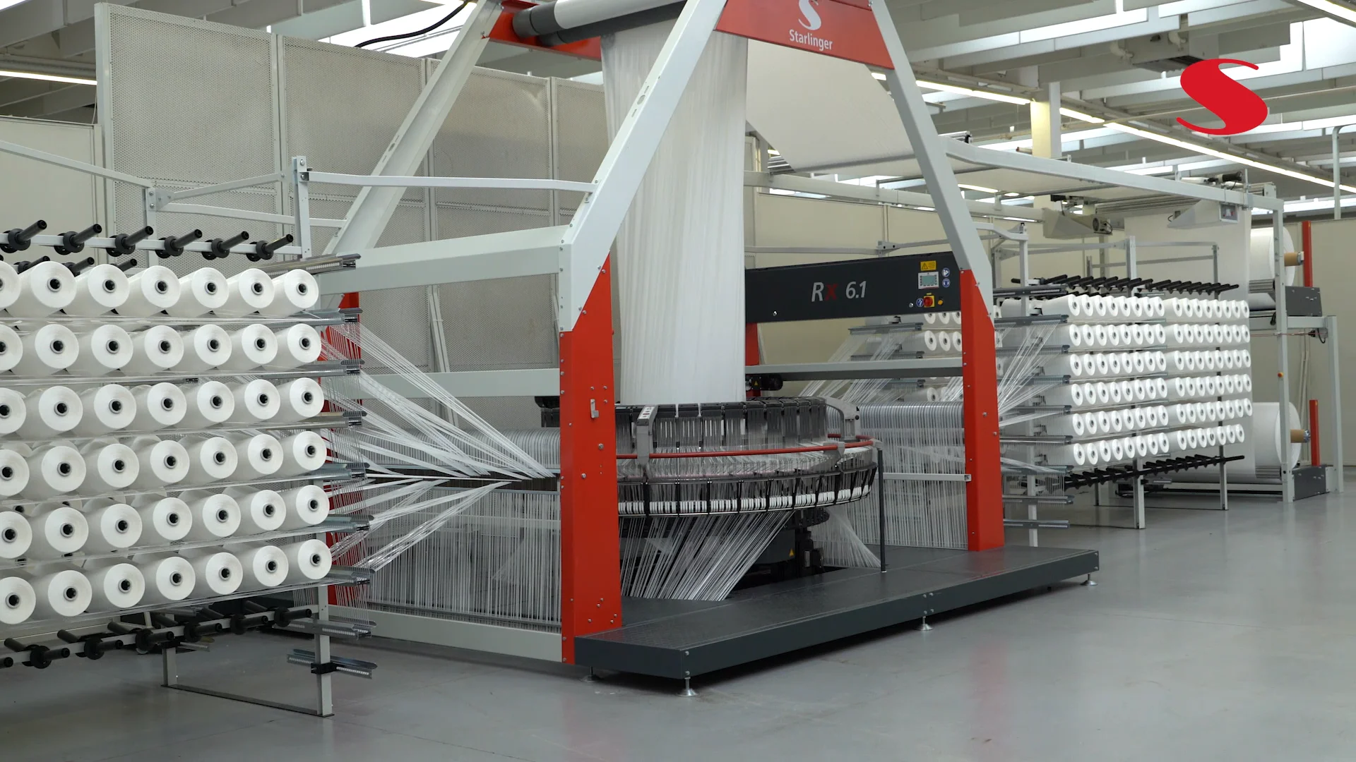 Starlinger Circular Loom RX 6.1 on Vimeo