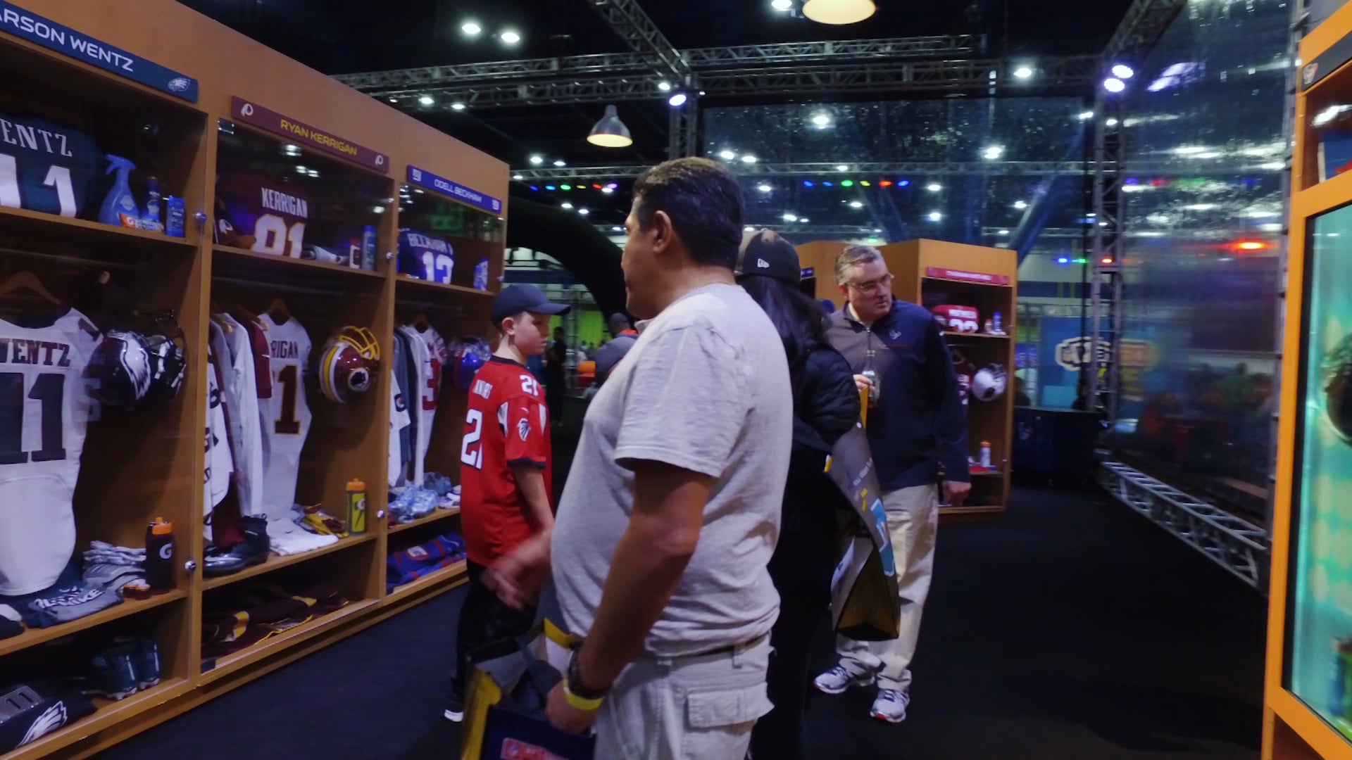 EDIT-NFL Experience on Vimeo