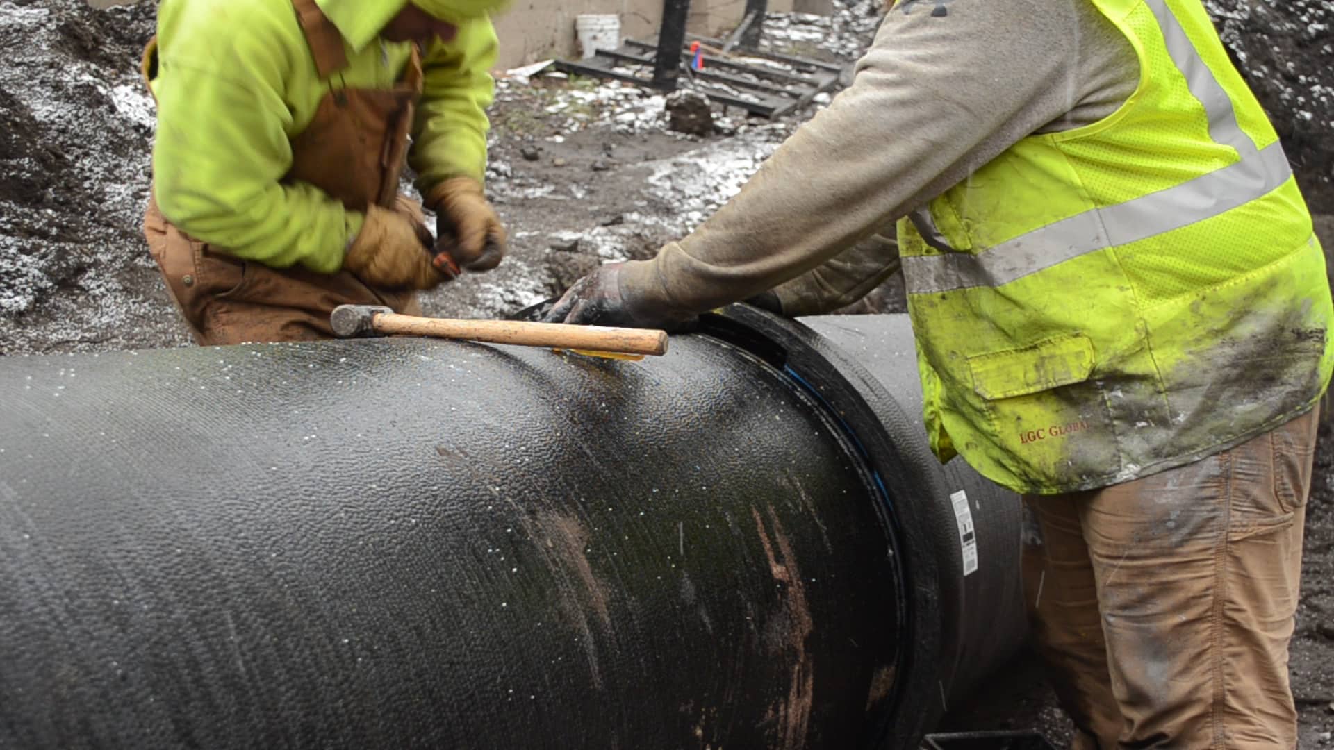 U.S. Pipe HDSS install via horizontal directional drilling (HDD) on Vimeo