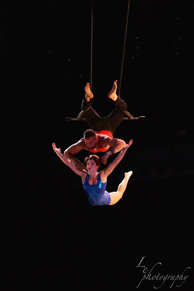 Duo Trapeze Act - Short Version on Vimeo