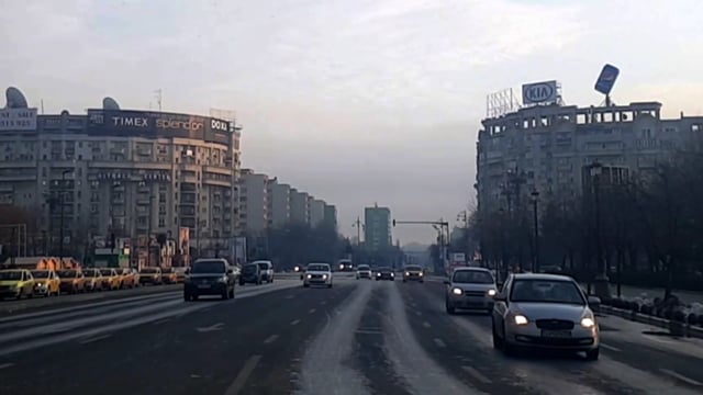 Boulevard Traffic Urban Landscape - Free video on Pixabay