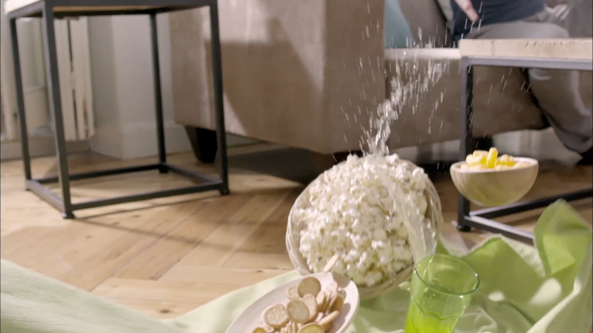 Dodot "Mantel" on Vimeo