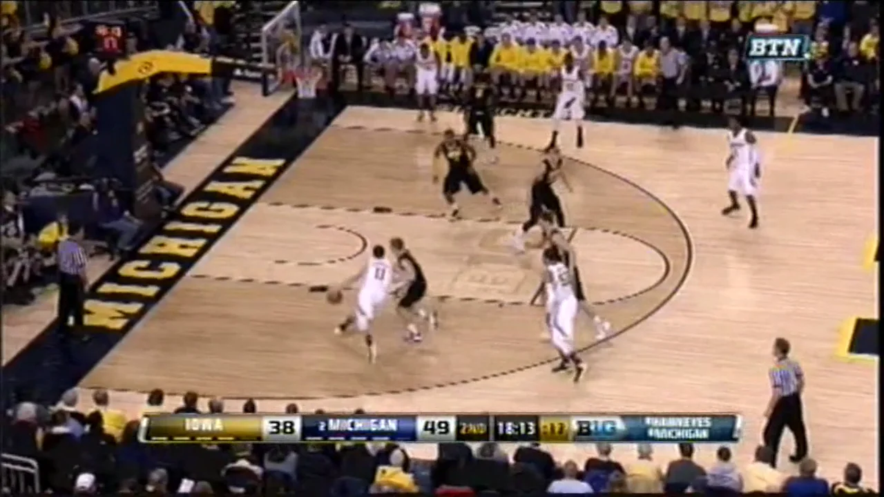 Therese Vinal - Sports Reporter/Host Reel 2016 on Vimeo