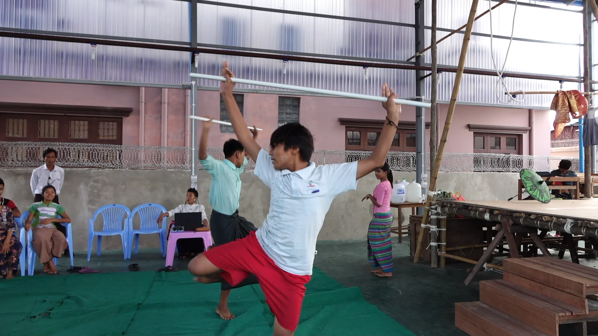 Inwa School, Mintha Theater, Myanmar on Vimeo