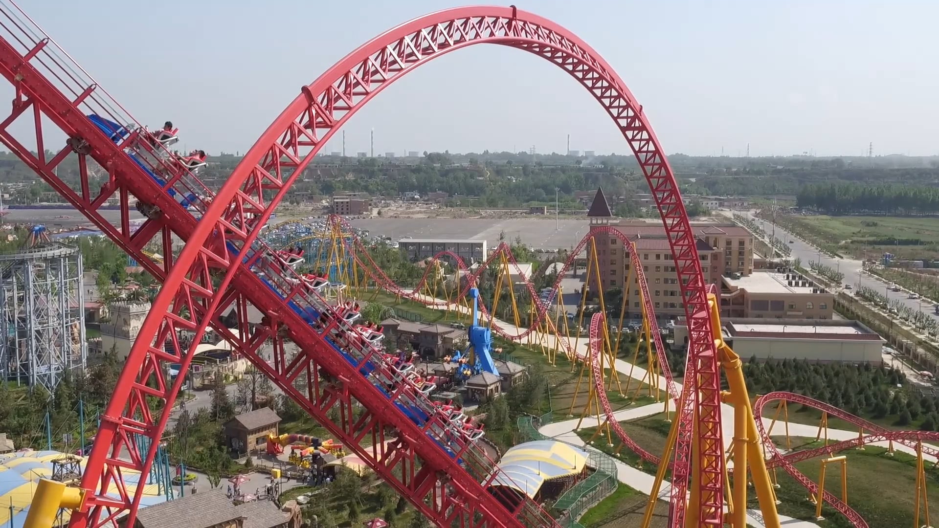 Official Mack Rides video about Flash - the highest looping coaster in ...