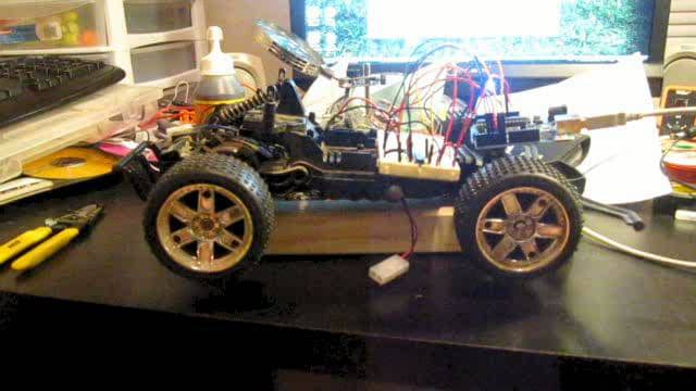 Revised Controls for Arduino Xbox 360 RC Car on Vimeo