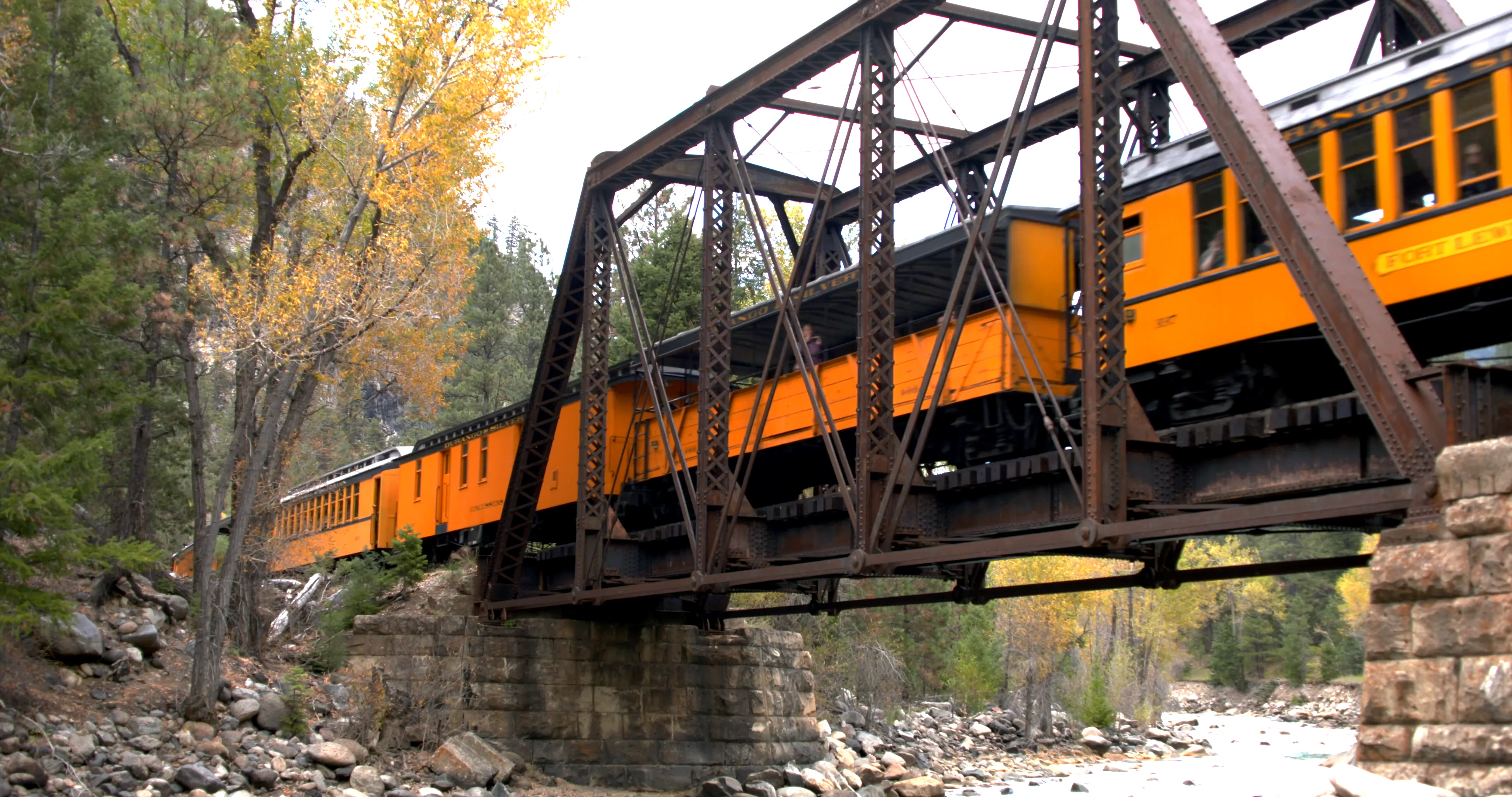 480 on Tefft Bridge back to Durango Fall on Vimeo