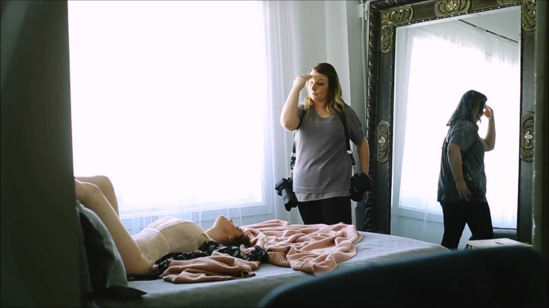 Boudoir Experience with Duluth Boudoir Photography | Mad Chicken Studio on Vimeo