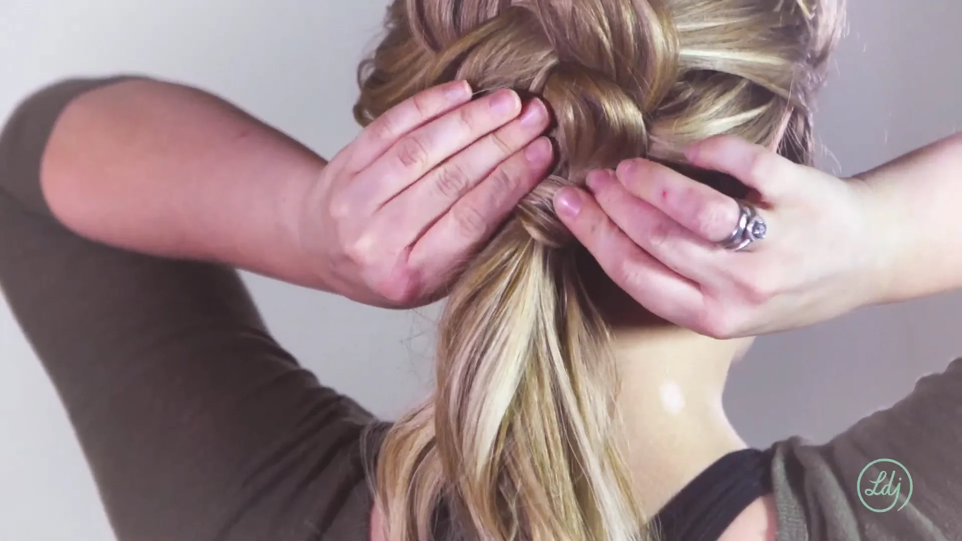 BM015- TUTO COIFFURE - BELL MEDIA :: TUTO COIFFURE E.5 on Vimeo