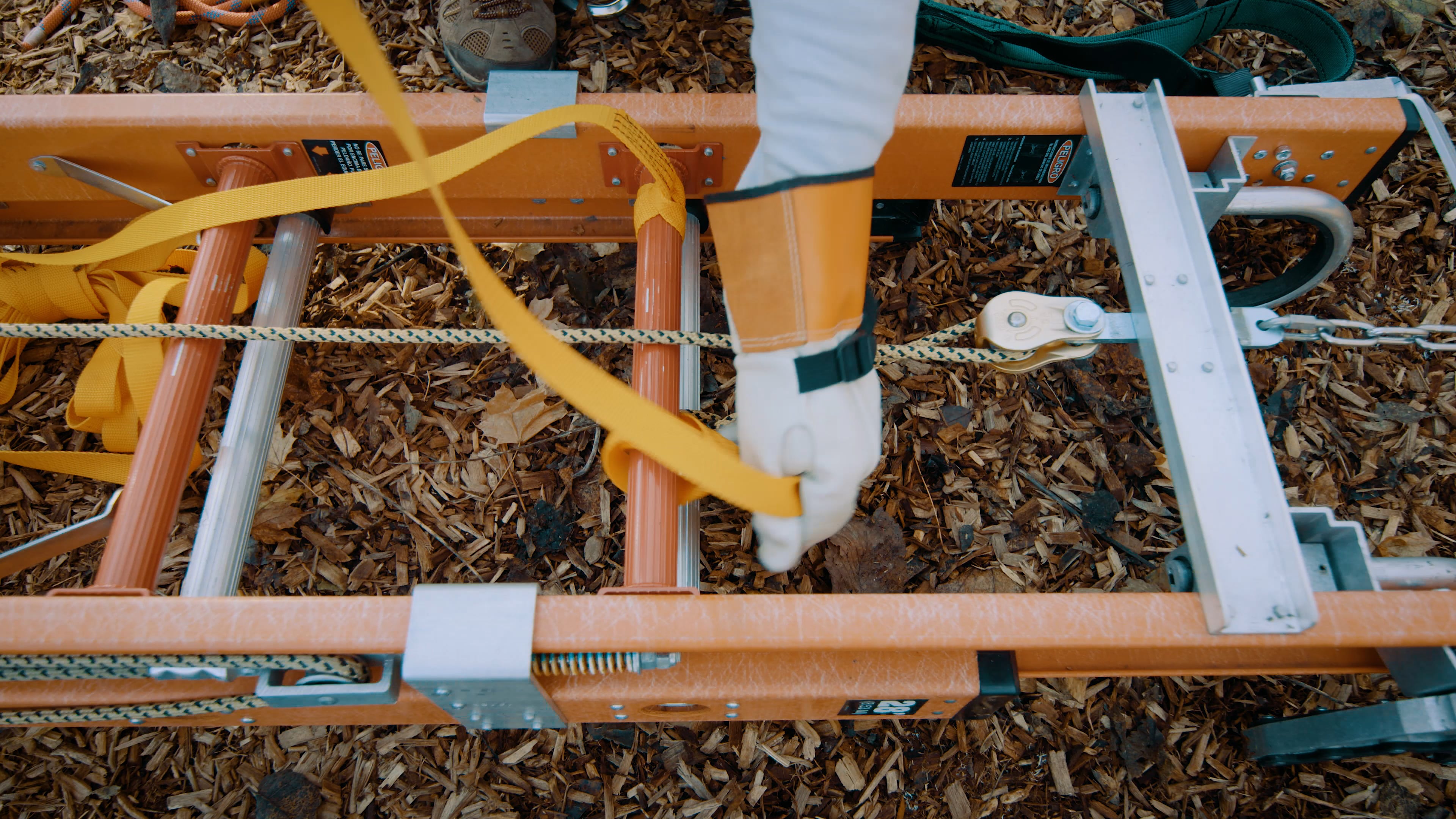 Buck Ladder Tether by Buckingham on Vimeo