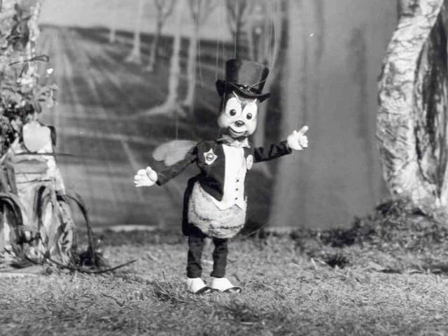 Brother Buzz TV Series - The Evolution of a Kind Bee -Trailer on Vimeo