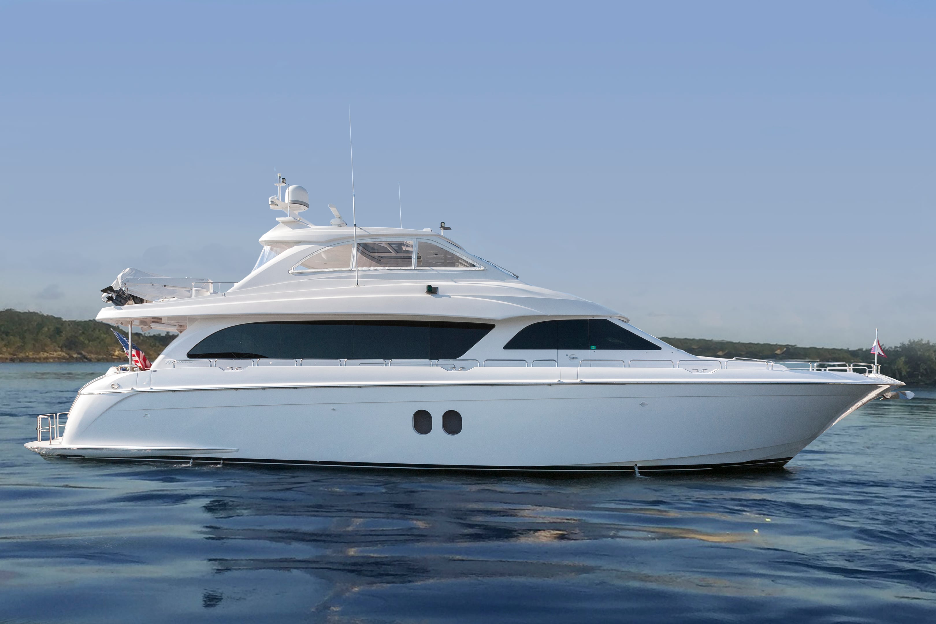 Frisky Lady 72'/21.95m Hatteras Yacht for Sale on Vimeo