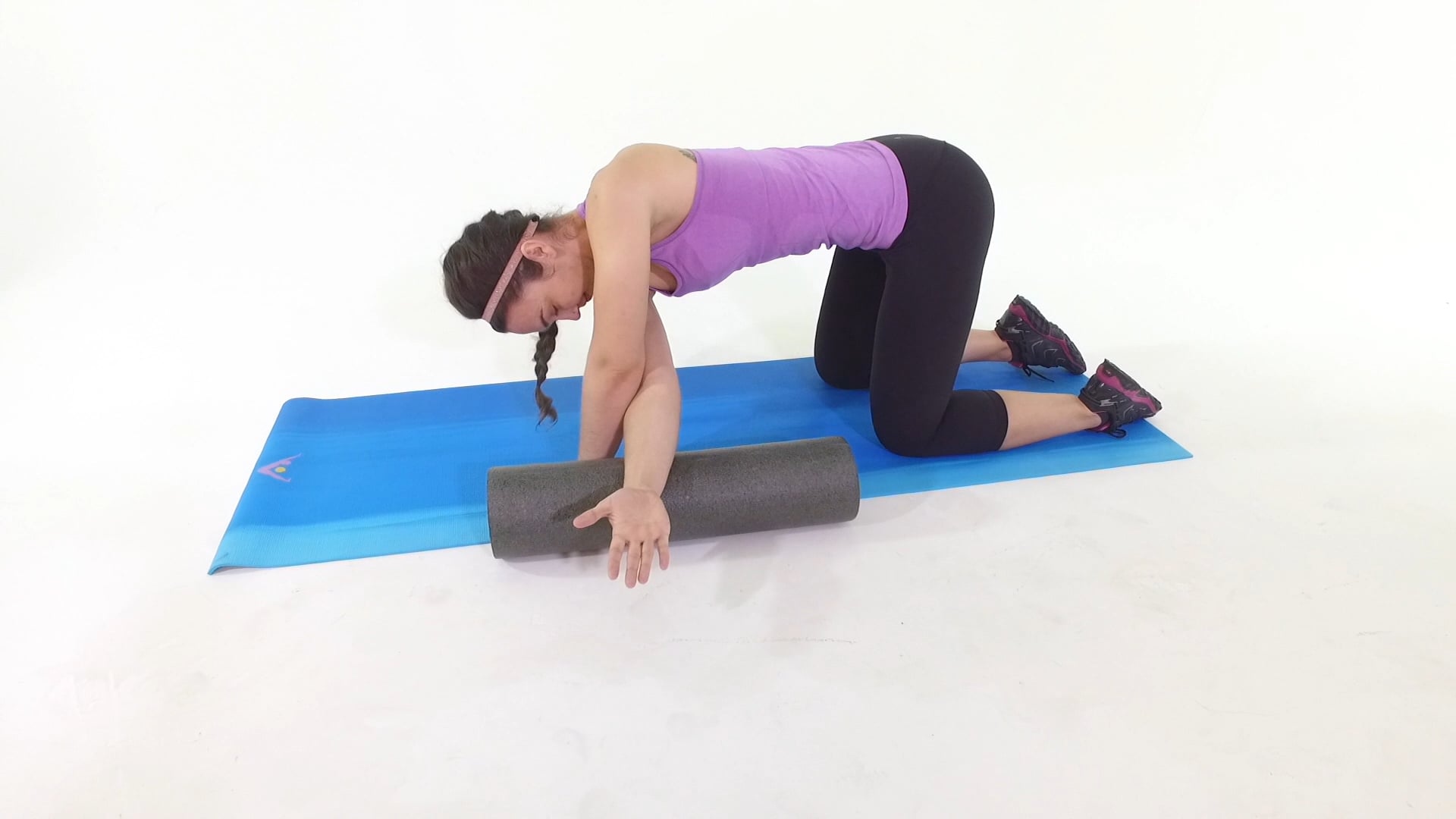 Cross Body Arm Reach on Foam Roller on Vimeo