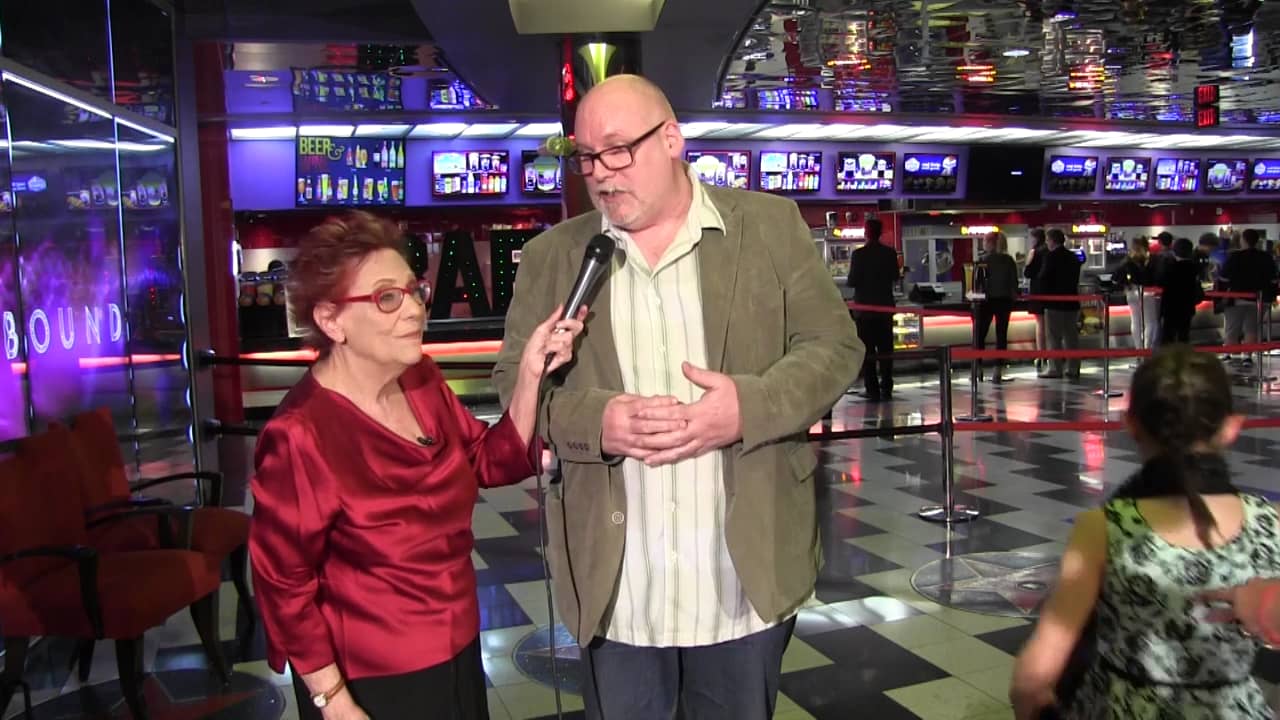 Sandy Zimmerman's Las Vegas TV.com-Interview Along the Red Carpet ...