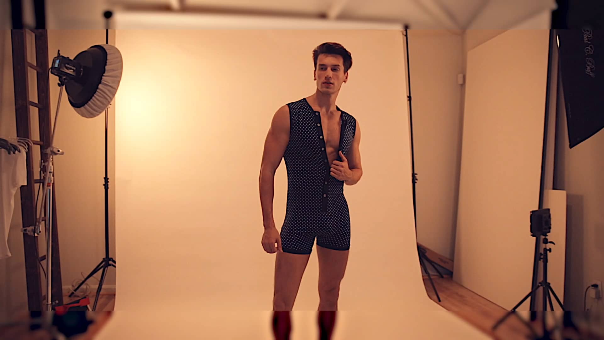 N2N Bodywear 2017 Photoshoot on Vimeo