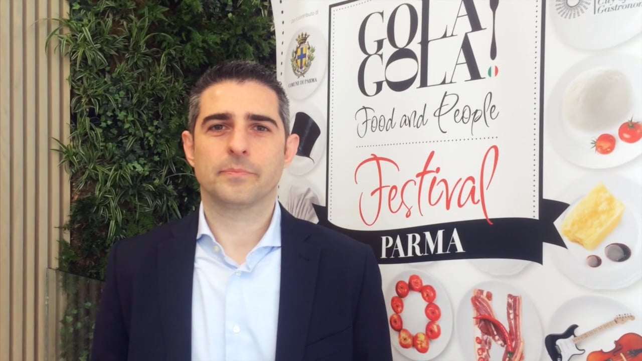 Federico Pizzarotti - Sindaco di Parma on Vimeo