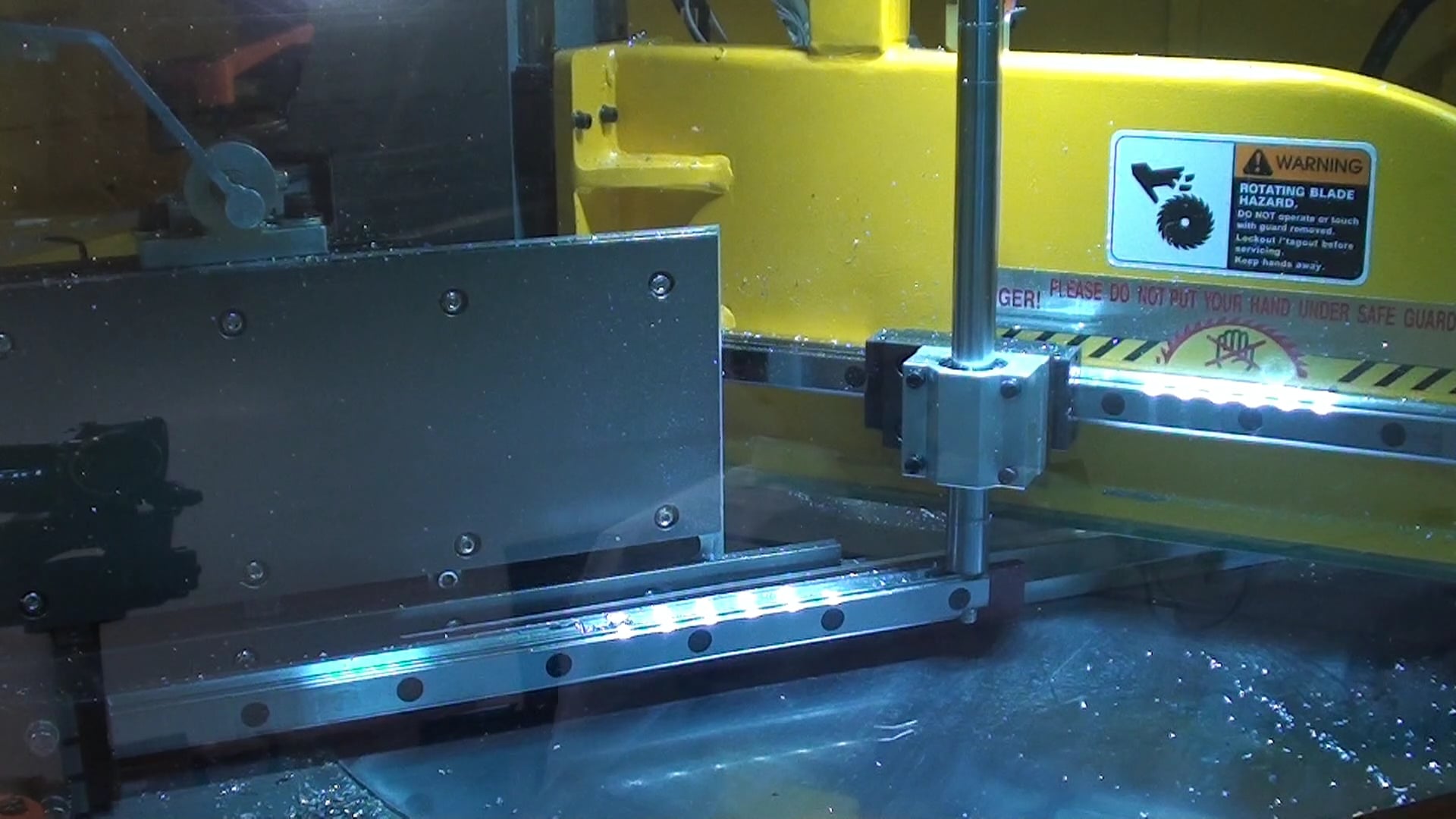 PMI-20 24 Auto Miter - Lund Boats on Vimeo