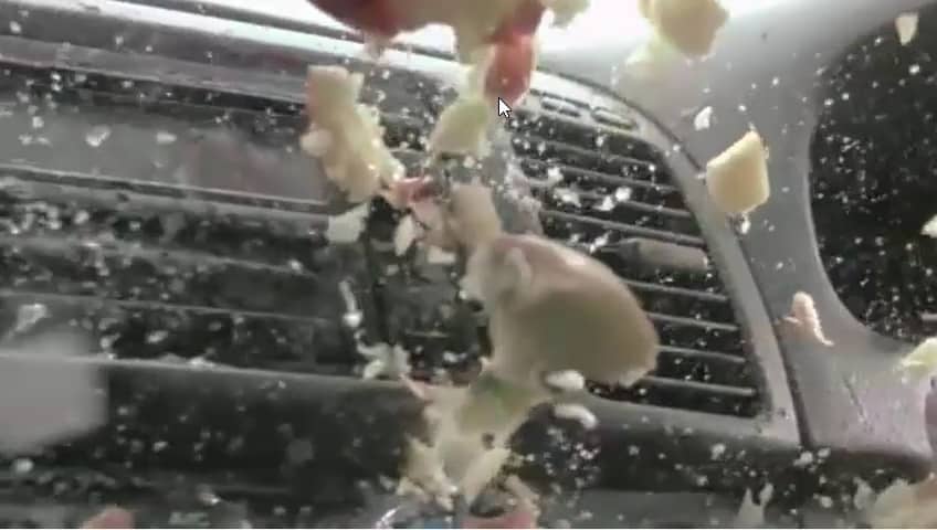 Loose Objects In a Car on Vimeo