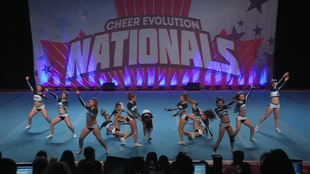 Zodiak Elite Cheerleading Royal Small Senior A 2 Run-1 on Vimeo