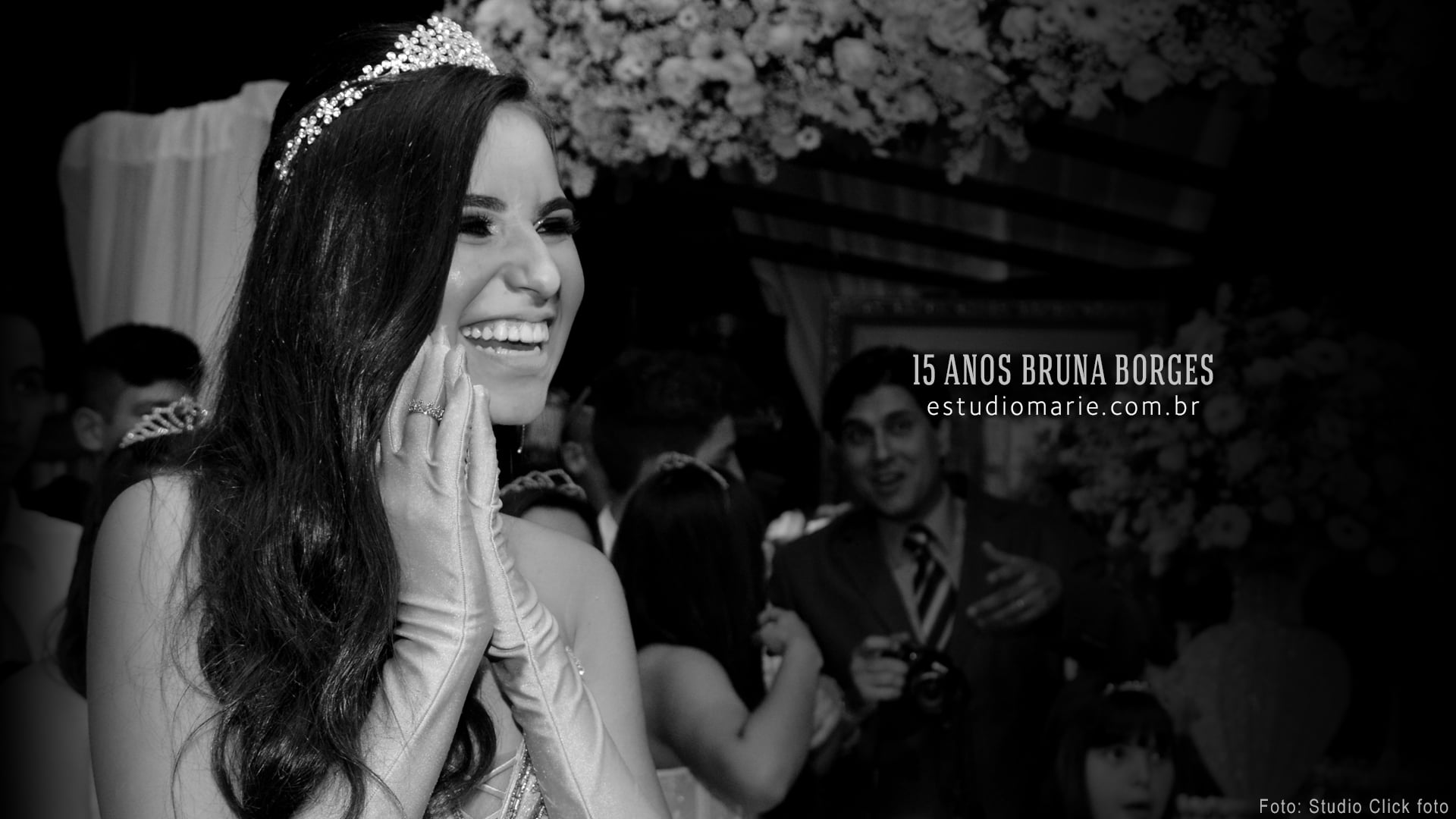 "We are in Paris" - 15 anos Bruna Borges" on Vimeo