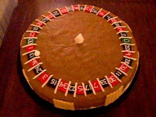 roulette wheel cake from Sweet Temptations on Vimeo