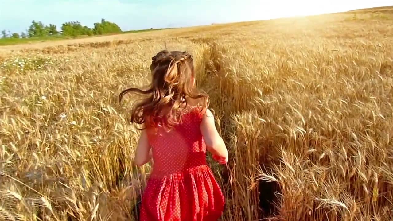 Julie Rubio's Reel on Vimeo