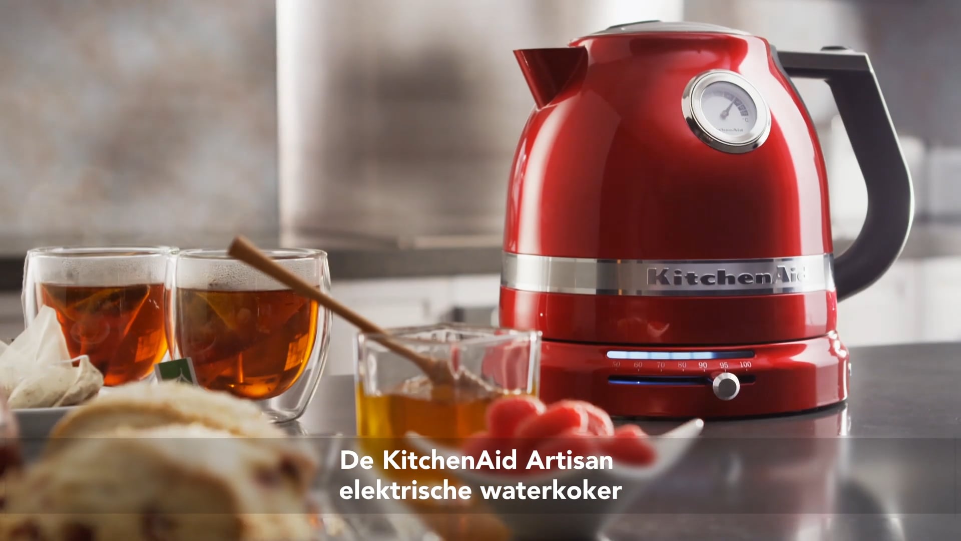 KitchenAid Artisan waterkoker on Vimeo