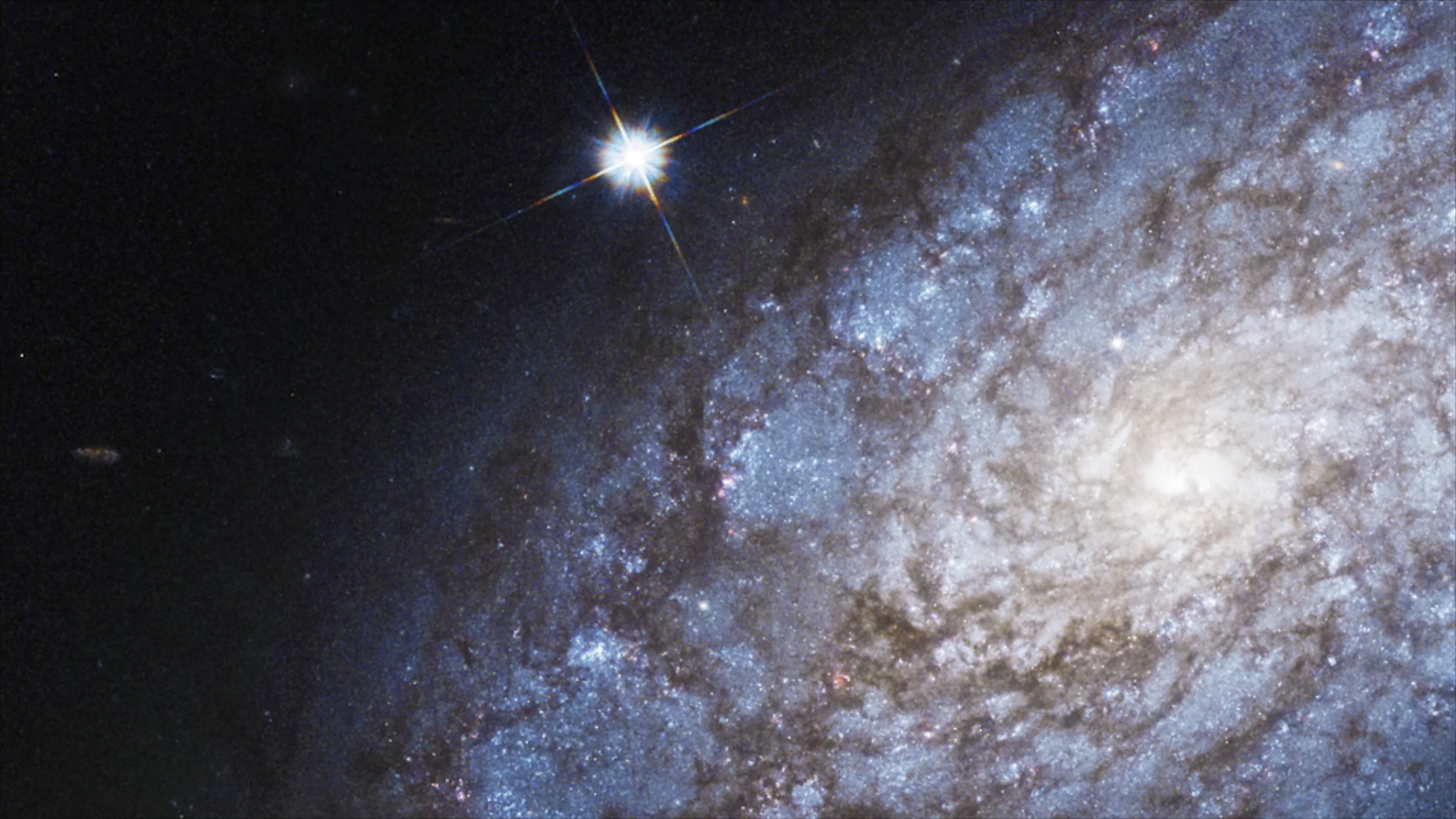 Pan on NGC 4298 and NGC 4302 on Vimeo