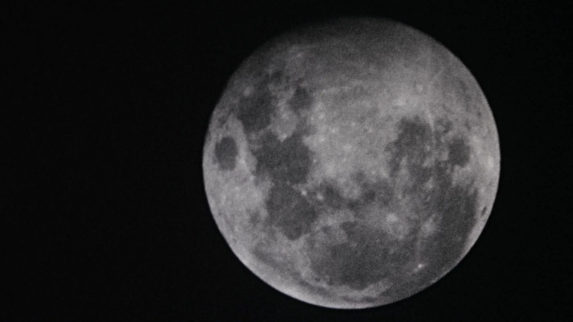 LUNA - super 8 Tri-X on Vimeo