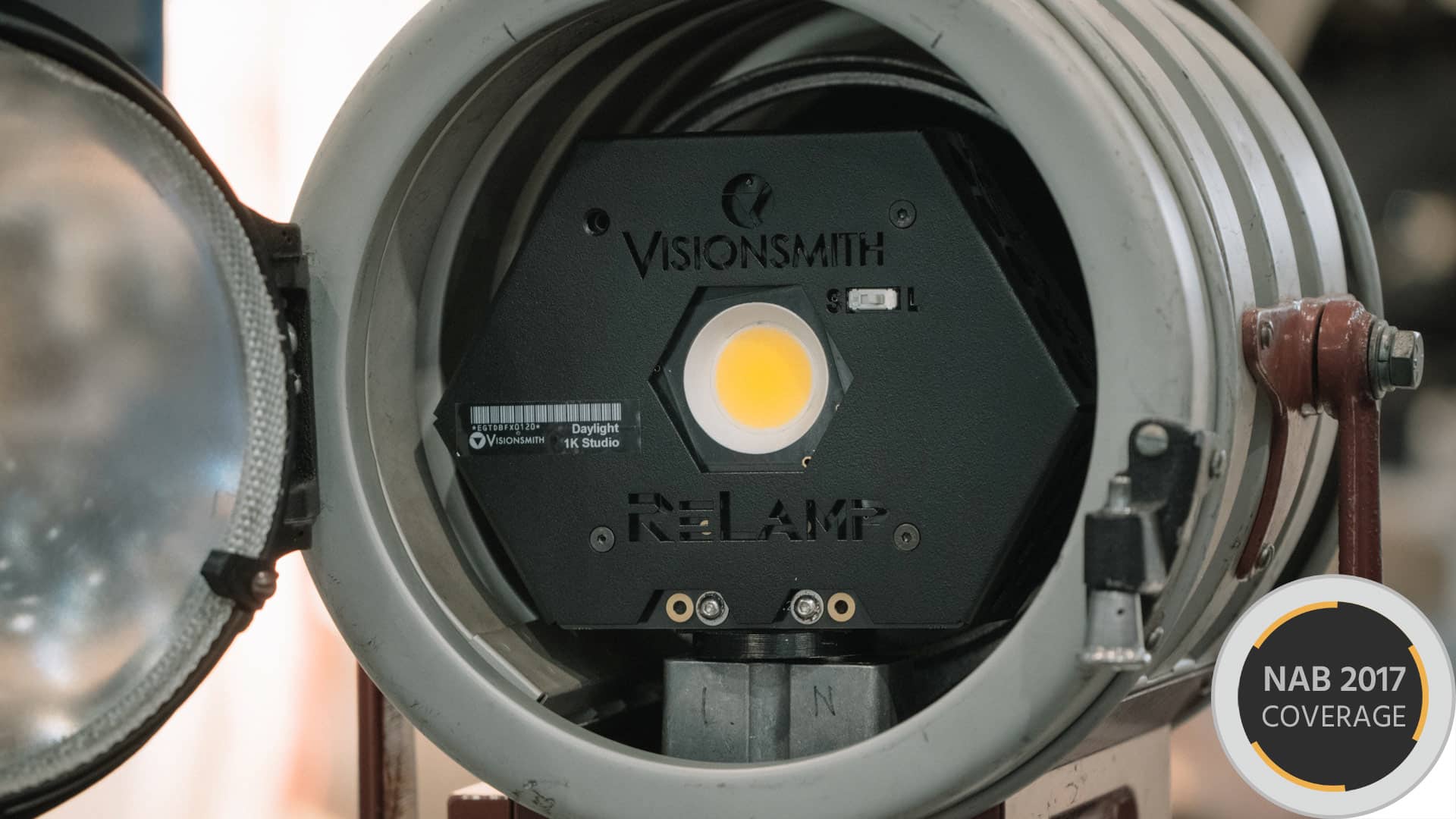 A Look at ReLamp - An LED Replacement for Halogen Lights on Vimeo