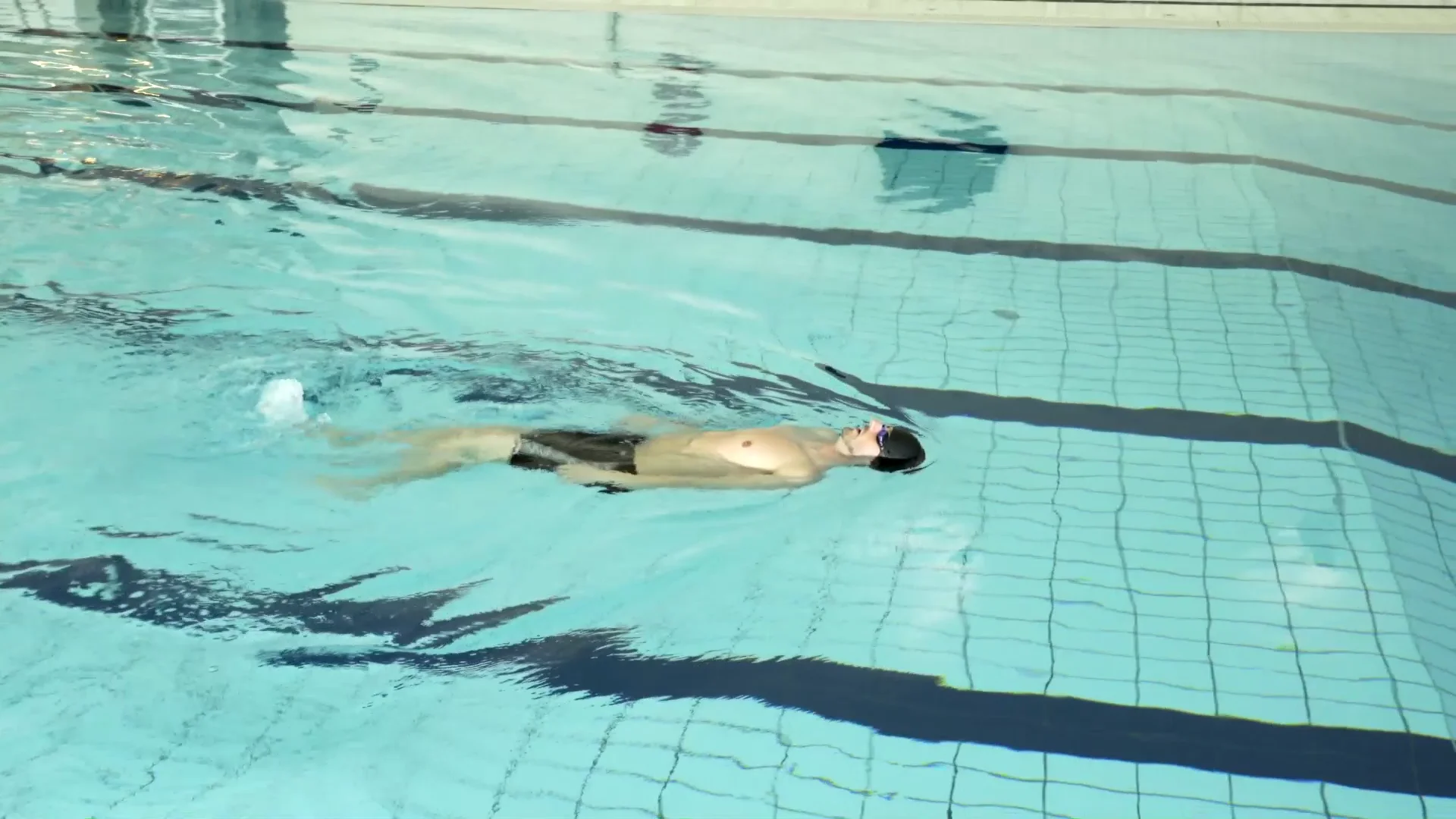 Front crawl - breathe on the back on Vimeo