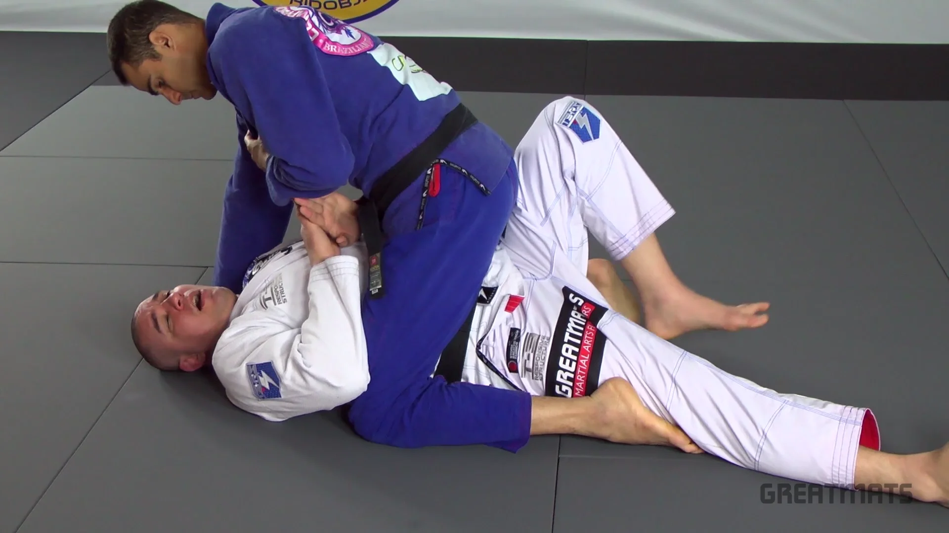 Comprido BJJ Instruction Series: Mount Escape on Vimeo