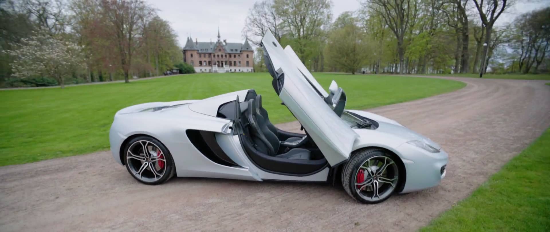 McLaren MP12-C on Vimeo
