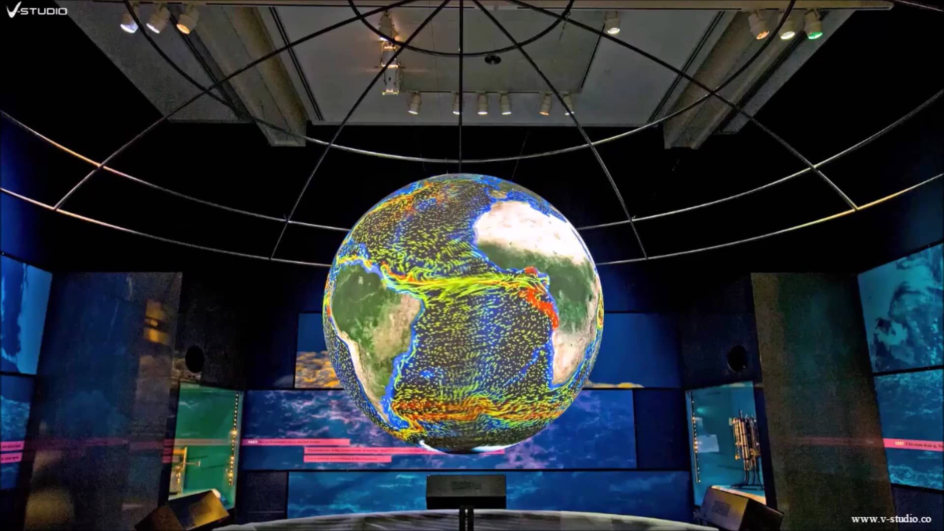 V-Studio Interactive Spherical Display كرة (قبة) عرض تفاعلية on Vimeo