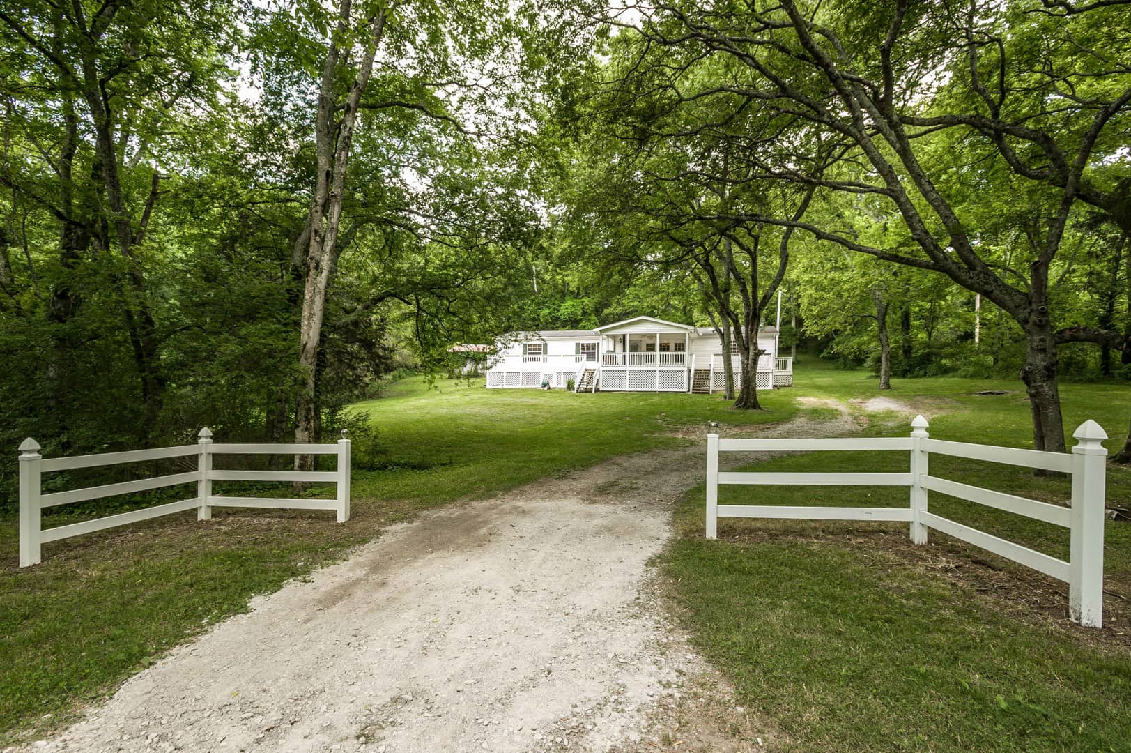 1181 Littleton Ranch Rd. | Castalian Springs, TN 37031 on Vimeo