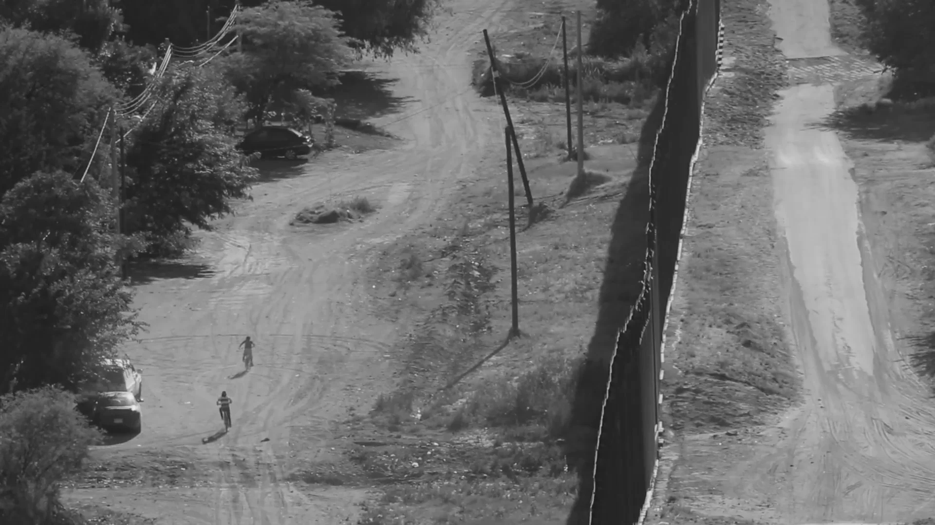 Samuel Granados, Zoeann Murphy and Kevin Schaul on A New Age of Walls ...