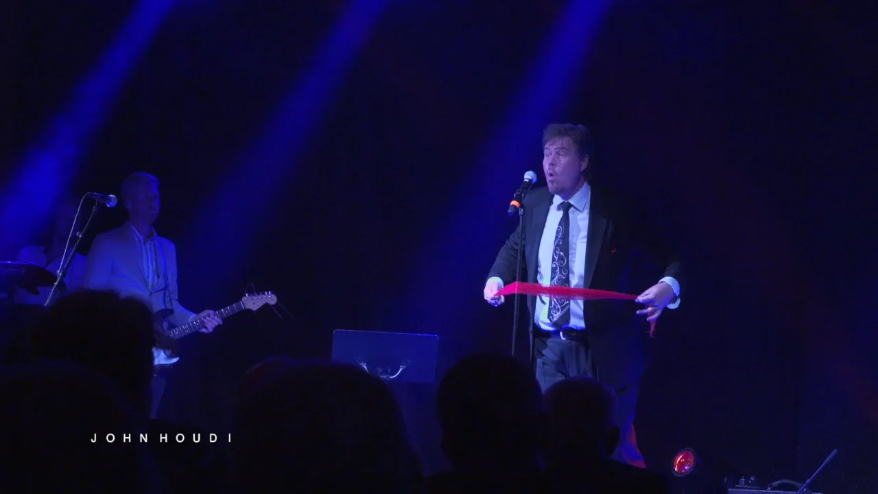 John Houdi Corporate Show in English on Vimeo
